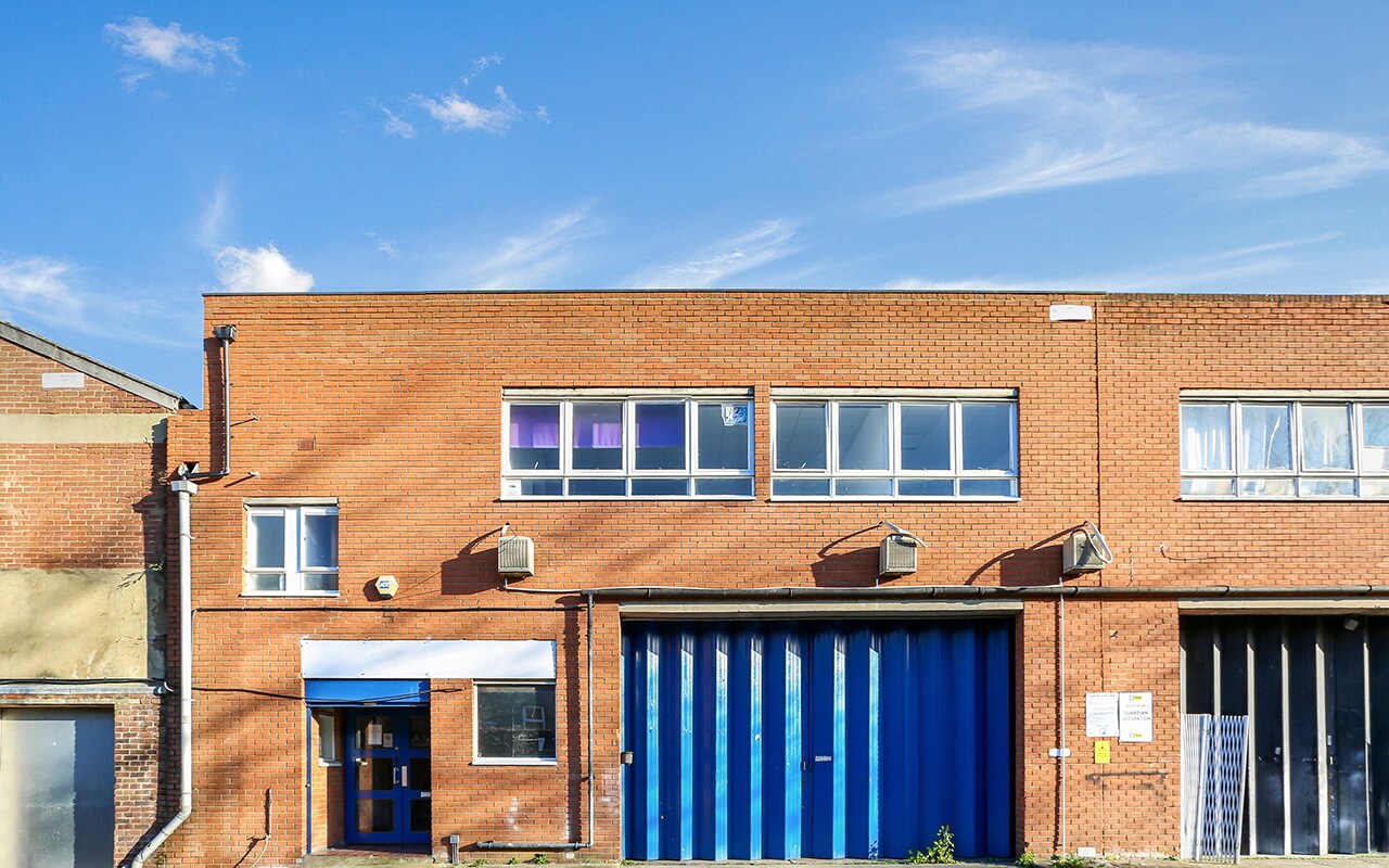 Valmar Rd, London, SE5 9NW | LoopNet