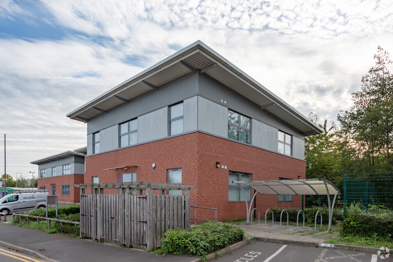 St Georges Rd, Telford, TF2 7BF | LoopNet UK