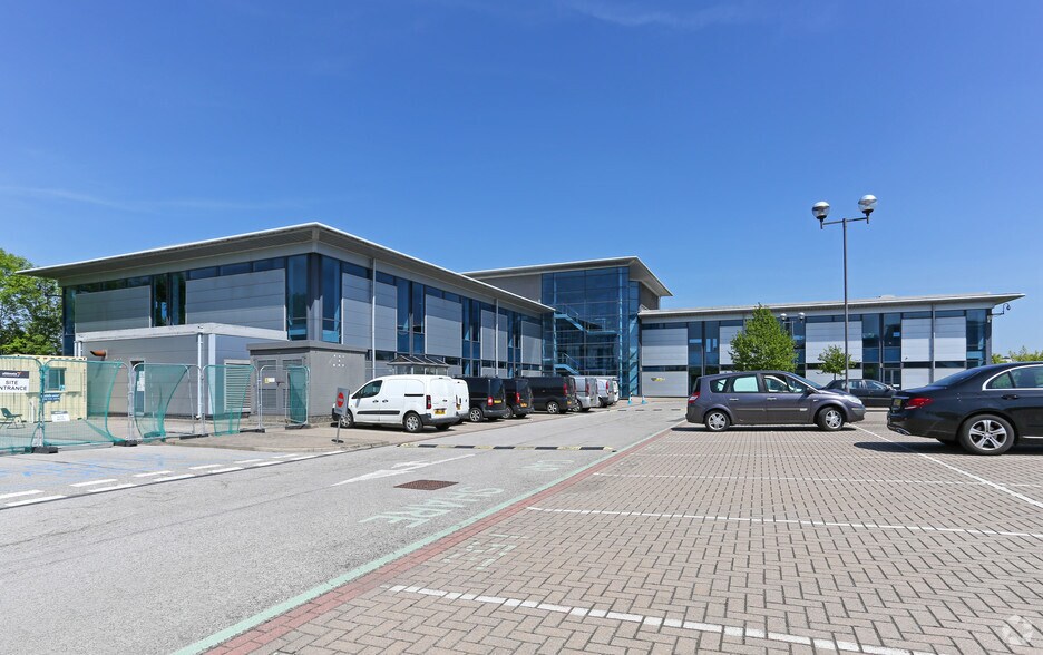 Golden Smithies Ln, Rotherham, S63 7ER - Building 1 | LoopNet UK