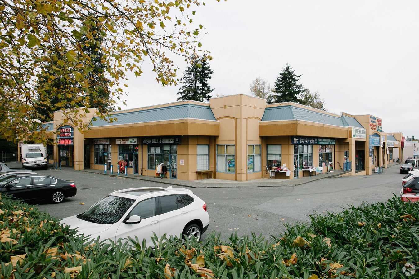 8430 128th St, Surrey V3W 4G3 | LoopNet UK