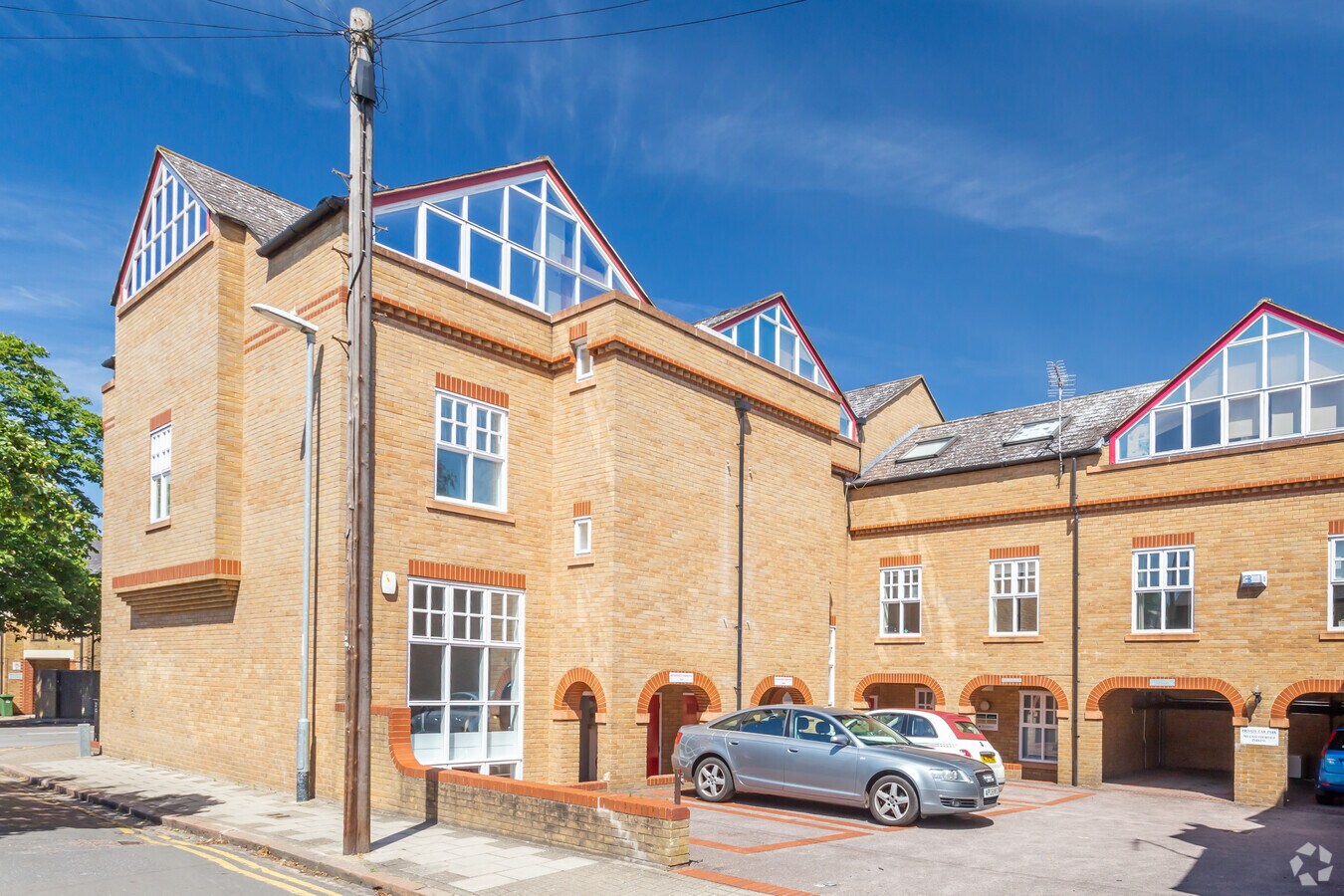 2 Newmarket Rd, Cambridge CB5 8DT | LoopNet UK