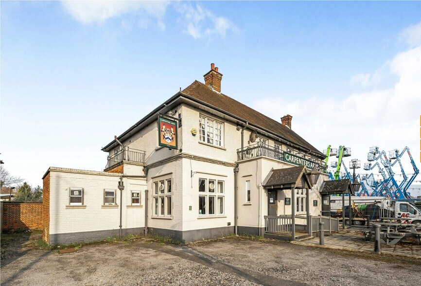 1370 Uxbridge Rd, Hayes, UB4 8JJ - GBR