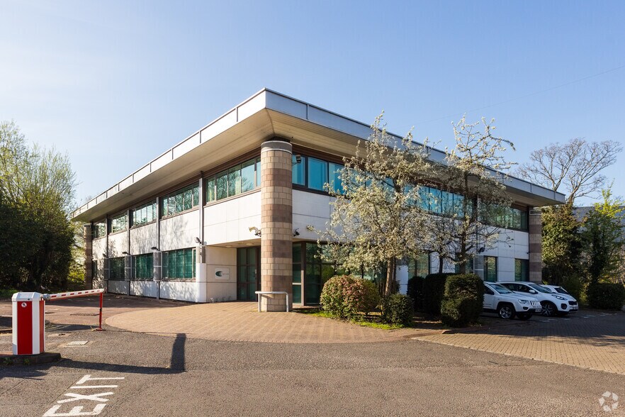Millbrook Way, Slough, SL3 0HN