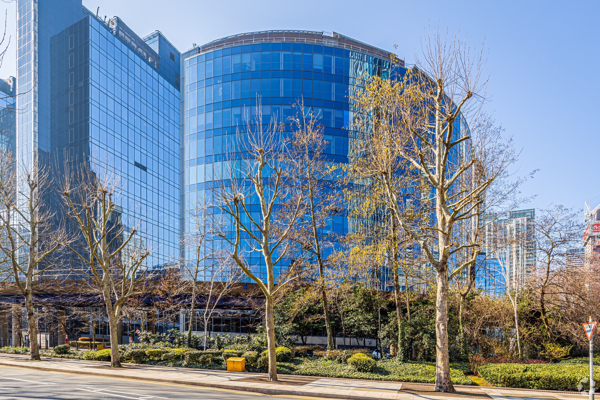 Office Unit for Sale in 3 Harbour Exchange, London, E14 9GE - 96,644 sq ...