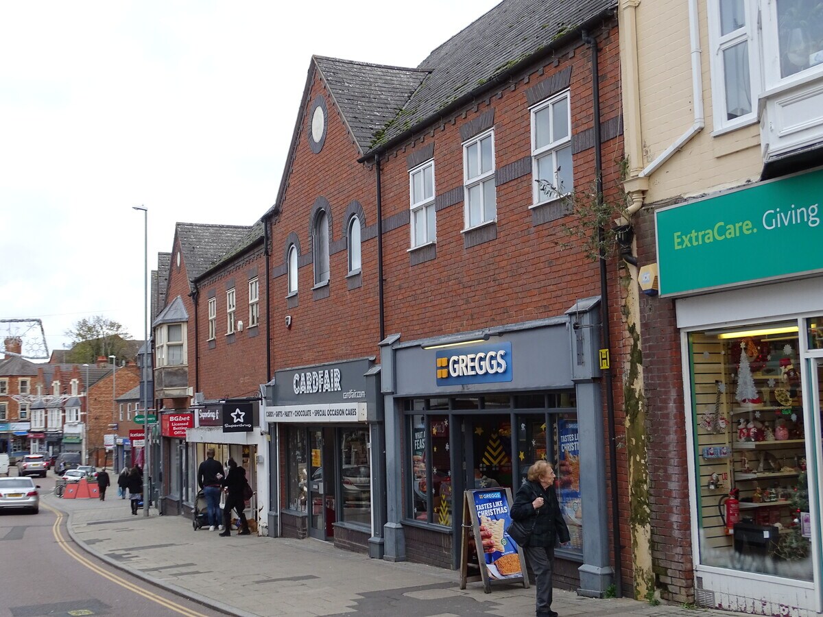 42 High St, Rushden, NN10 0PJ | LoopNet UK