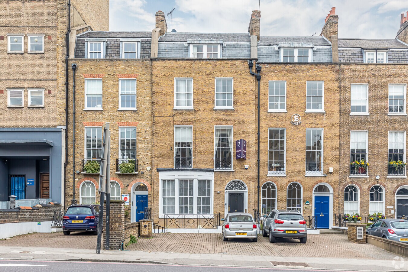 357 City Rd, London, EC1V 1LR - GBR