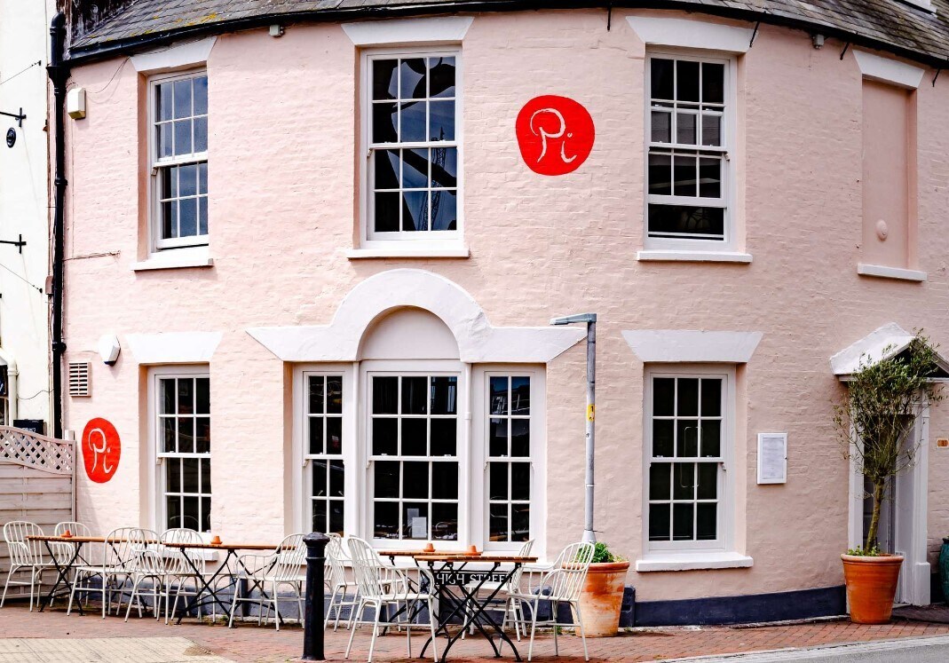 Retail Property for Sale in The Stable, 2 High St, Poole, BH15 1BW ...