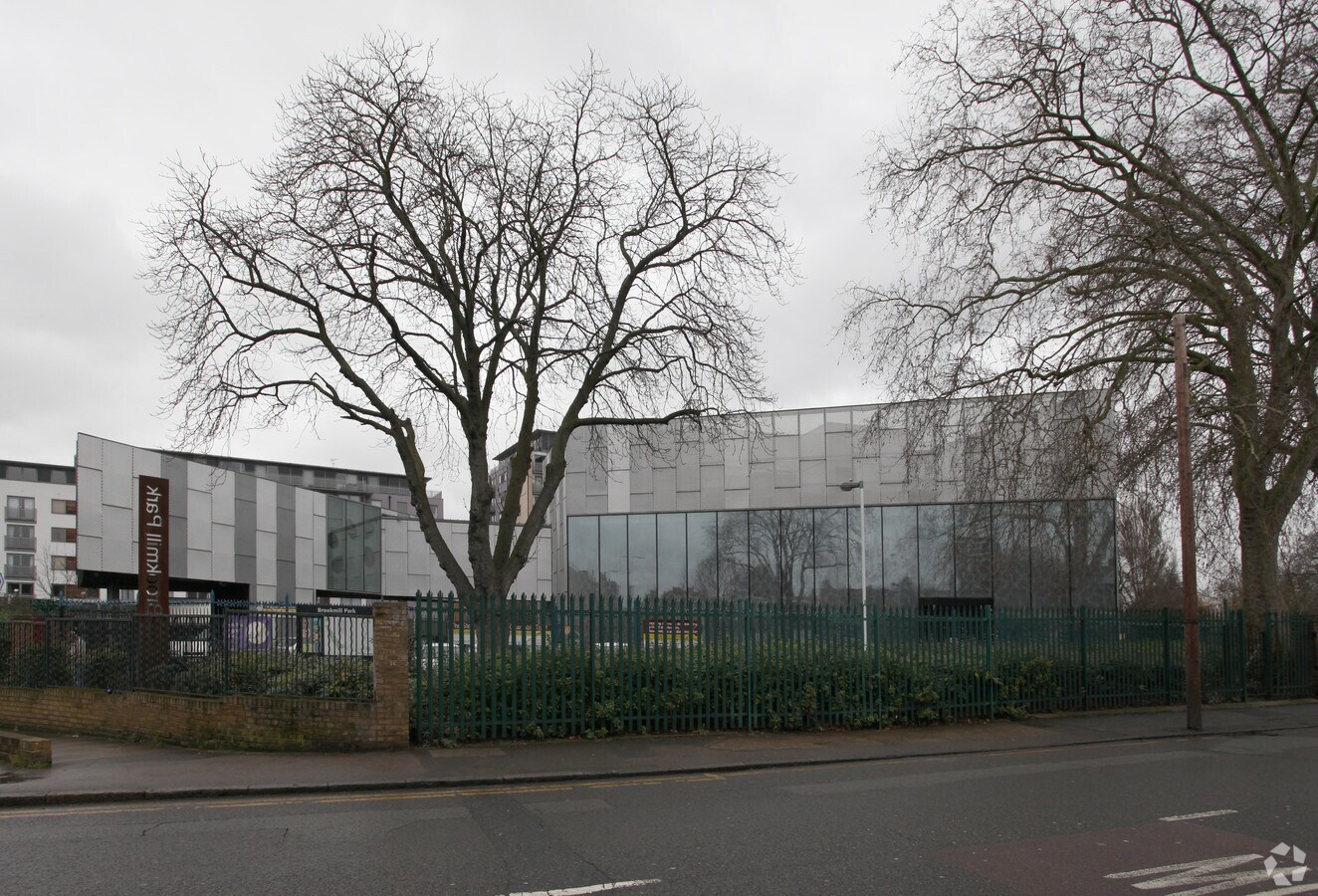 Coworking Space to Rent - The Stephen Lawrence Centre, 39 Brookmill Rd, London, SE8 4HU | LoopNet