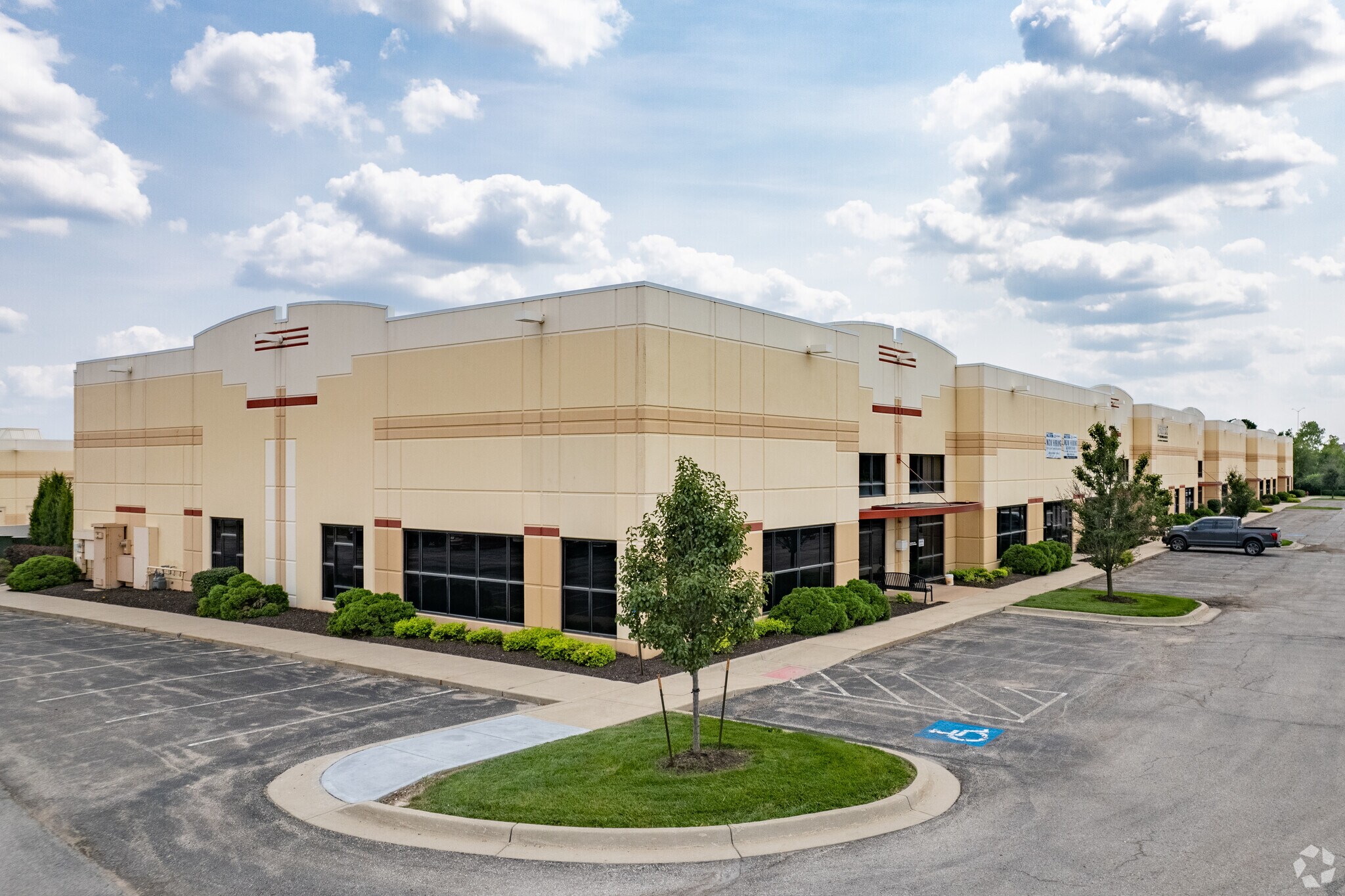 11086-11098 Strang Line Rd, Lenexa 66215 - Bldg H | LoopNet.co.uk