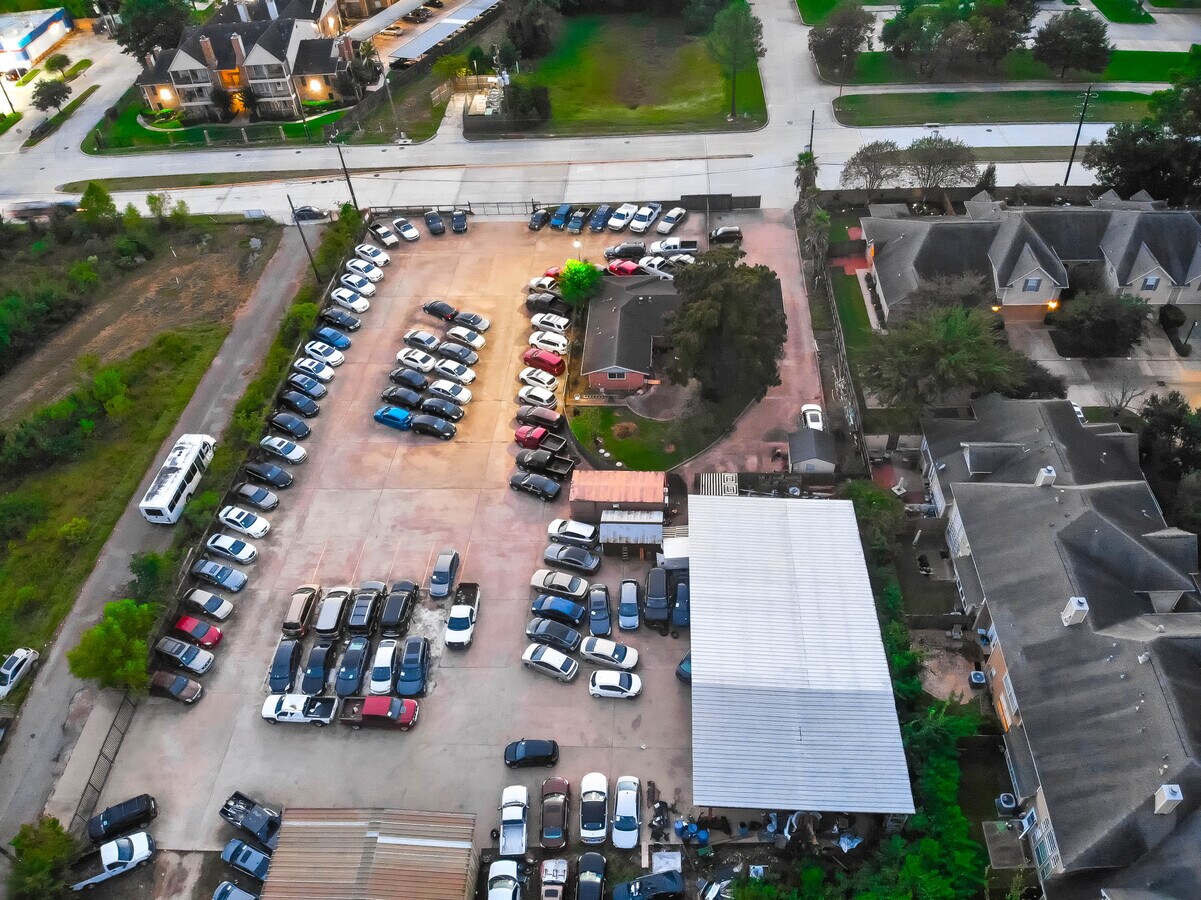 14402 Walters Rd, Houston 77014 | LoopNet UK