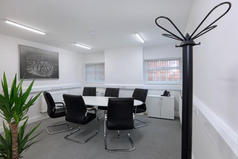Johnstone House, 2-4A Gordon Rd, West Bridgford, NG2 5LN | LoopNet