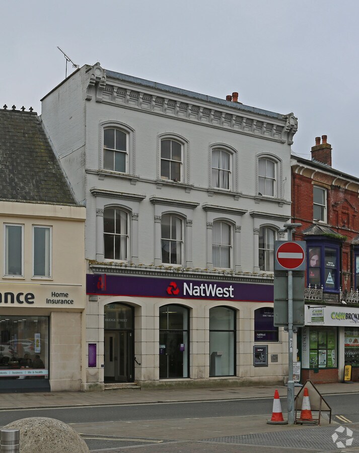 9 Bridge St, Andover, SP10 1BE - GBR