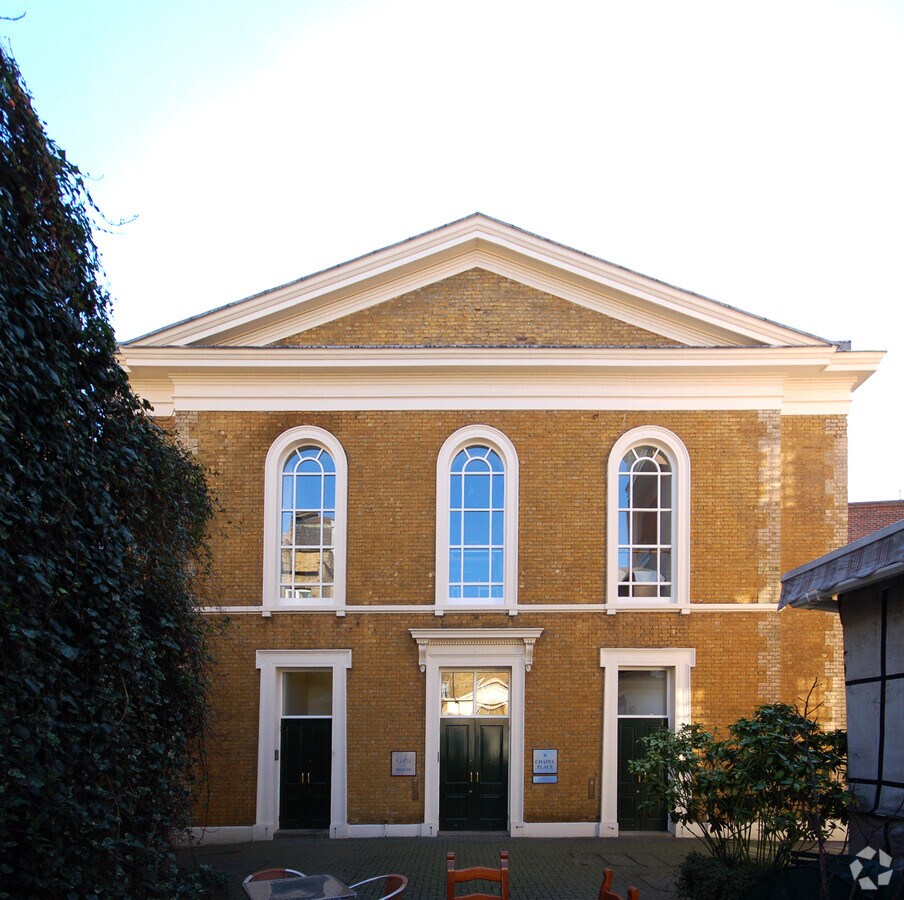 6 Chapel Pl, London, EC2A 3DQ - GBR