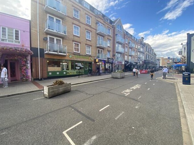 102 Palmerston Rd, Southsea PO5 3PT | LoopNet UK