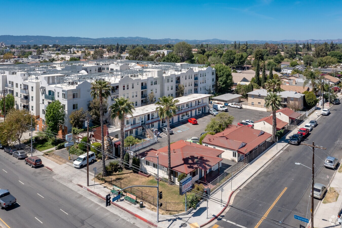 9253 Sepulveda Blvd, North Hills 91343 | LoopNet UK