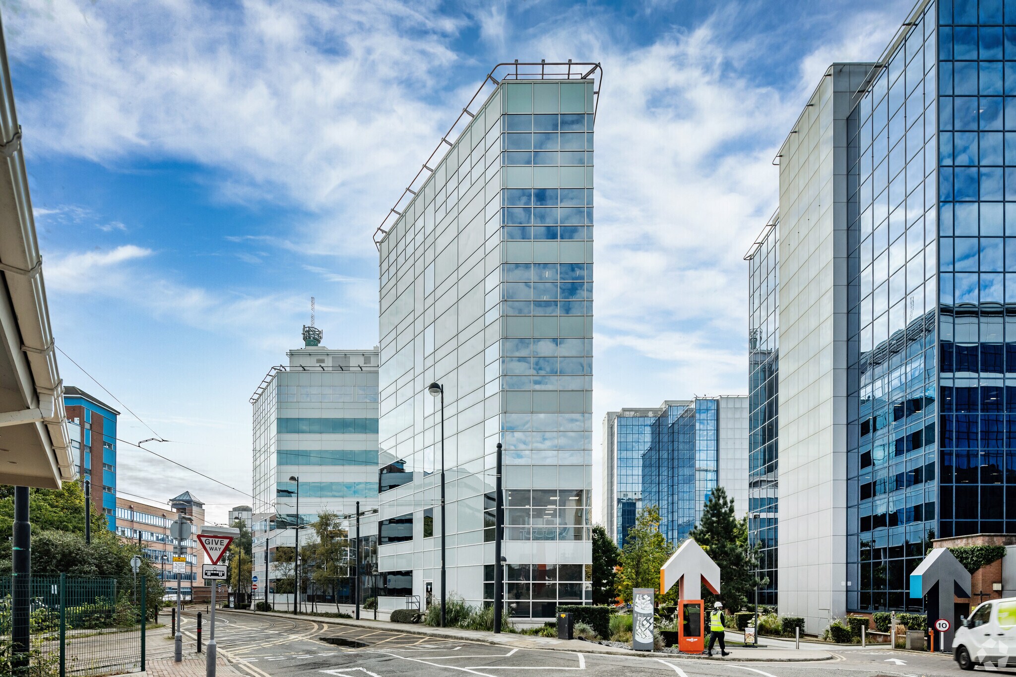 1 Exchange Quay, Manchester, GTM M5 3EA - Exchange Quay Campus | LoopNet