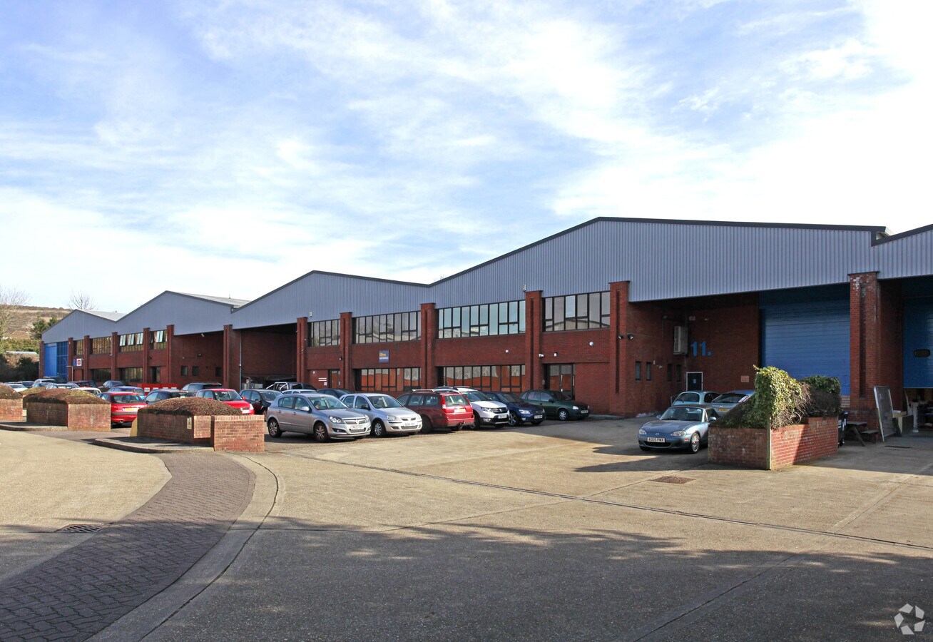 Murrills Estate, Fareham, PO16 9RD - GBR