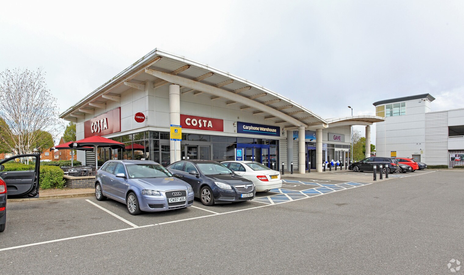 Coldharbour Ln, Hayes, UB3 3EX | LoopNet UK