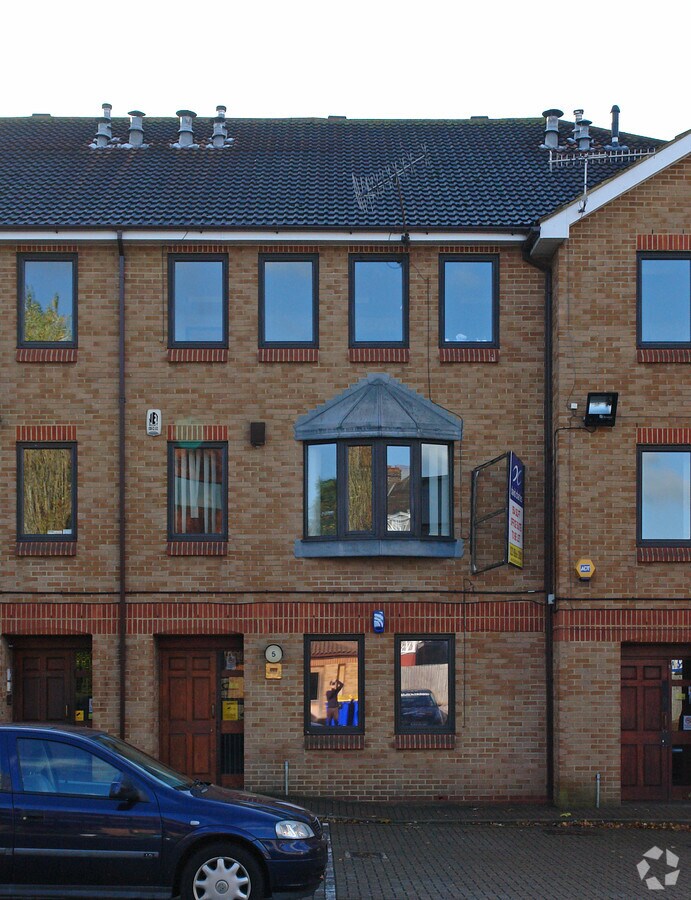 Office Space to Rent - Churchill Court, 58 Station Rd, Harrow, HA2 7SA ...