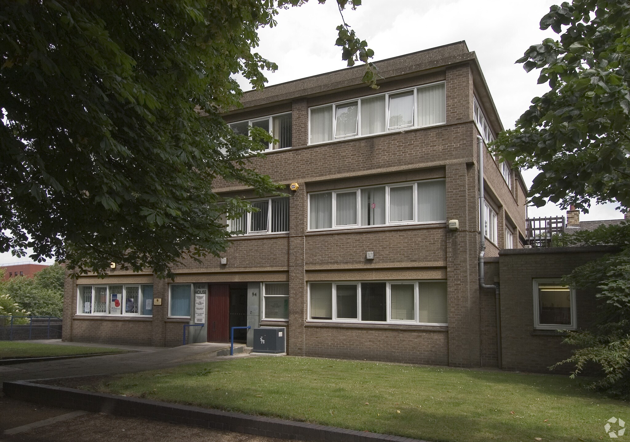 94 New Walk, Leicester LE1 7EA - Office for Rent | LoopNet.co.uk