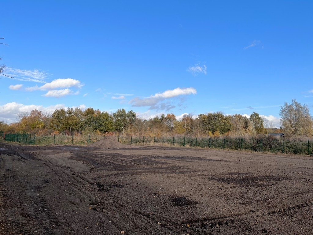 Manor Farm Open Storage Land, Biggleswade, SG18 9BB - 18,295 sq ft ...