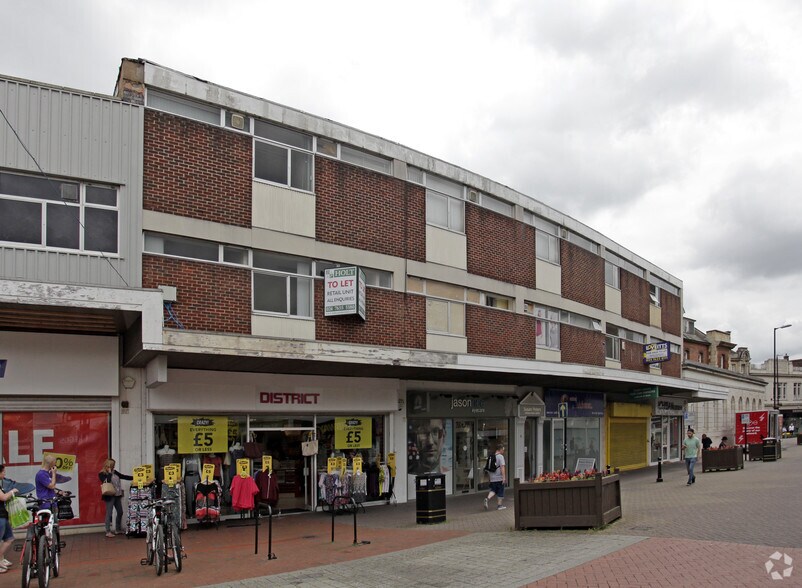 9 Harefield Rd, Nuneaton, CV11 4HA - GBR