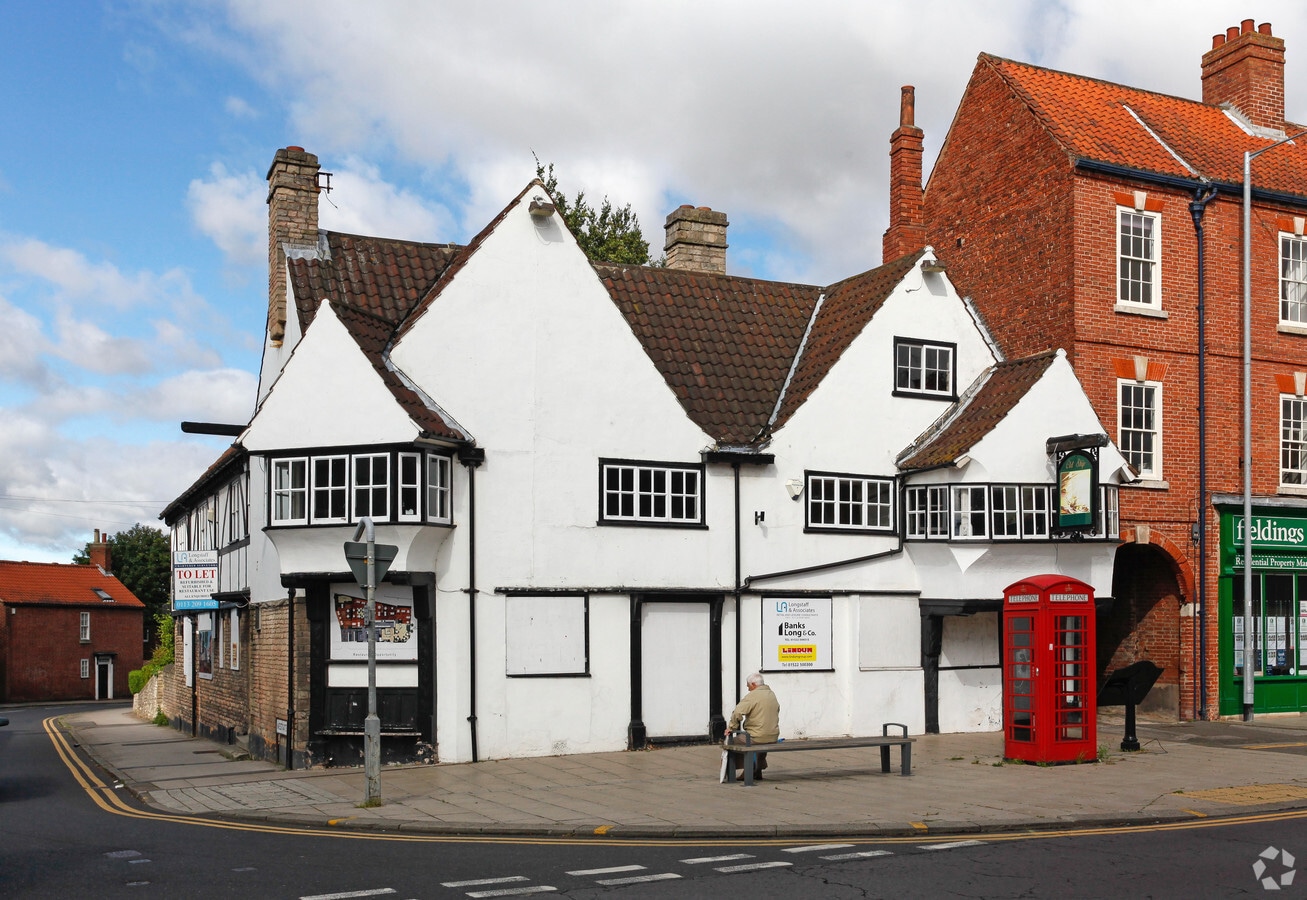 134 Bridge St, Worksop, S80 1HS - GBR