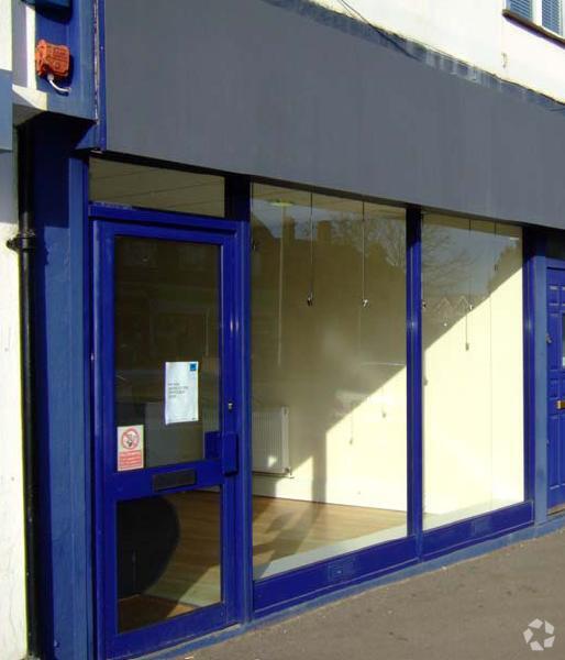 32 Stonecot Hl, Sutton, SM3 9HE - GBR