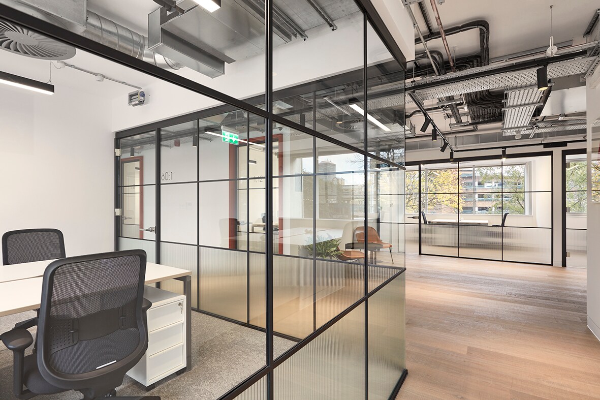 Coworking Space to Rent - Brunel House, 2 Fitzalan Rd, Cardiff, CF24 ...