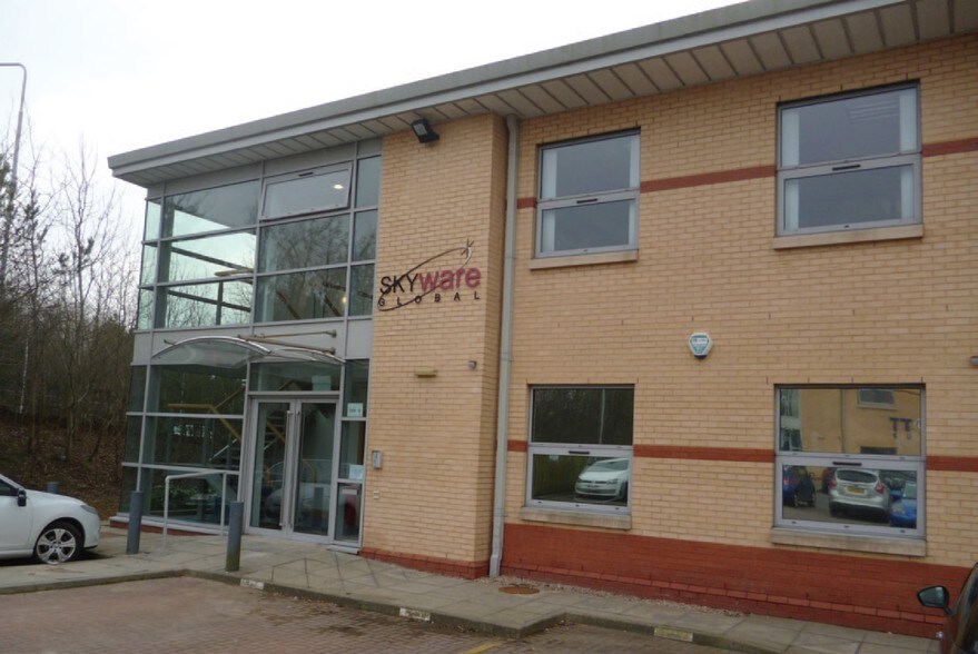 4 Halbeath Retail Park, Dunfermline - Office for Rent | LoopNet UK