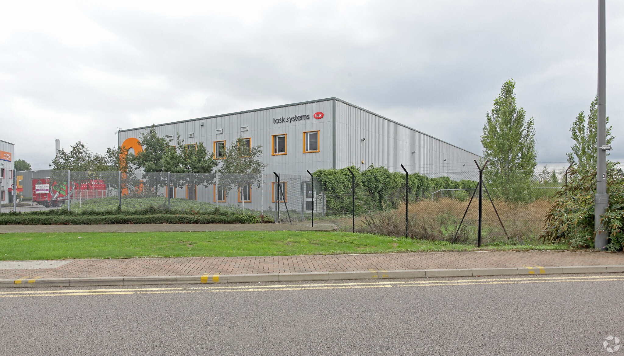 Hornet Way, London E6 7FF - Block C | LoopNet UK