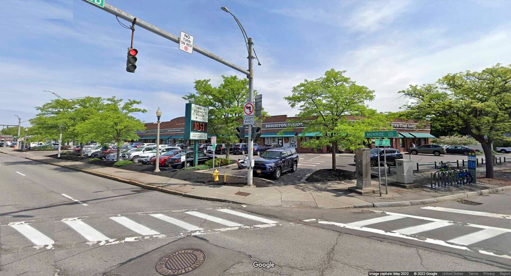 1900 Monroe Ave, Rochester, NY 14618 - USA