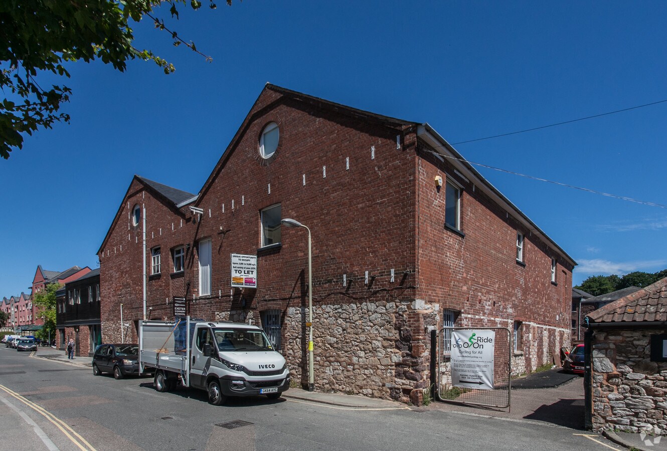 60 Haven Rd, Exeter, EX2 8AX | LoopNet