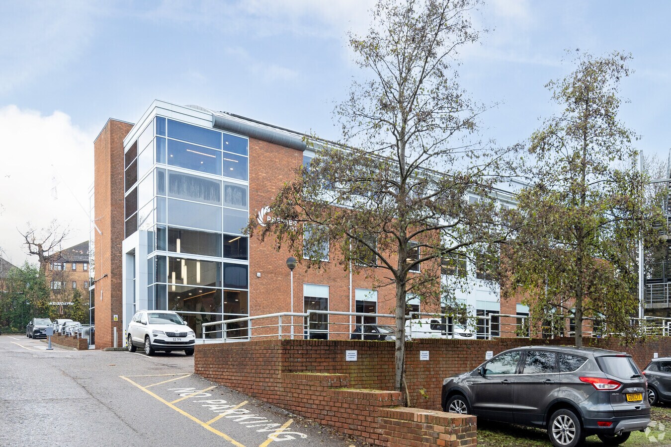 Centrium 4, Griffiths Way, St Albans, AL1 2RD | LoopNet