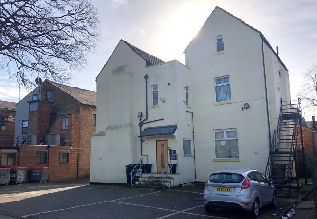 Wynnstay Rd, Sale M33 7DW | LoopNet UK
