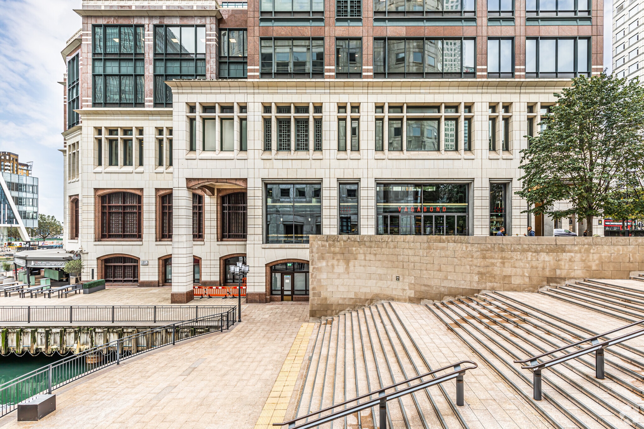 Office Space to Rent - The Cabot, 25 Cabot Sq, London, E14 5AB - 28,146 ...