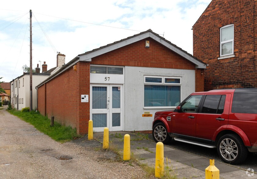 57 High St, Saxilby, LN1 2HA | LoopNet UK
