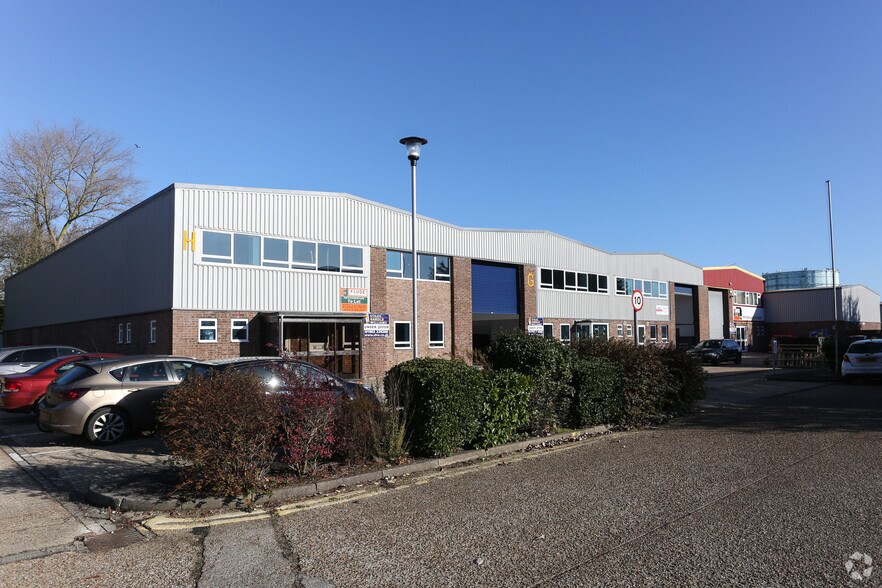 Bridge Rd, Littlehampton, BN17 5DF - GBR