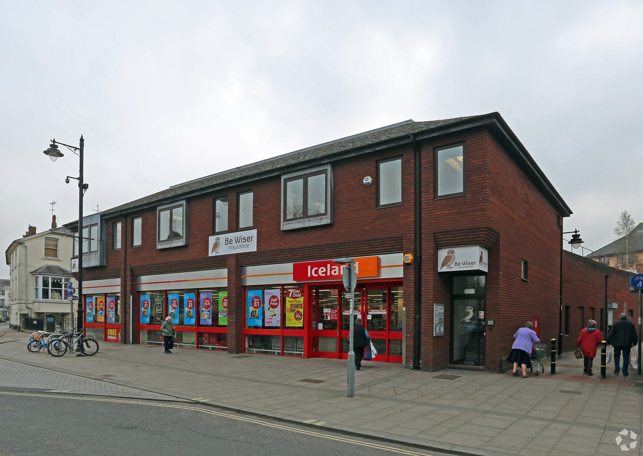 35-37 Bridge St, Andover SP10 1BE | LoopNet UK