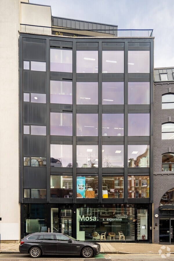 56-60 St John St, London, EC1M 4HG - GBR