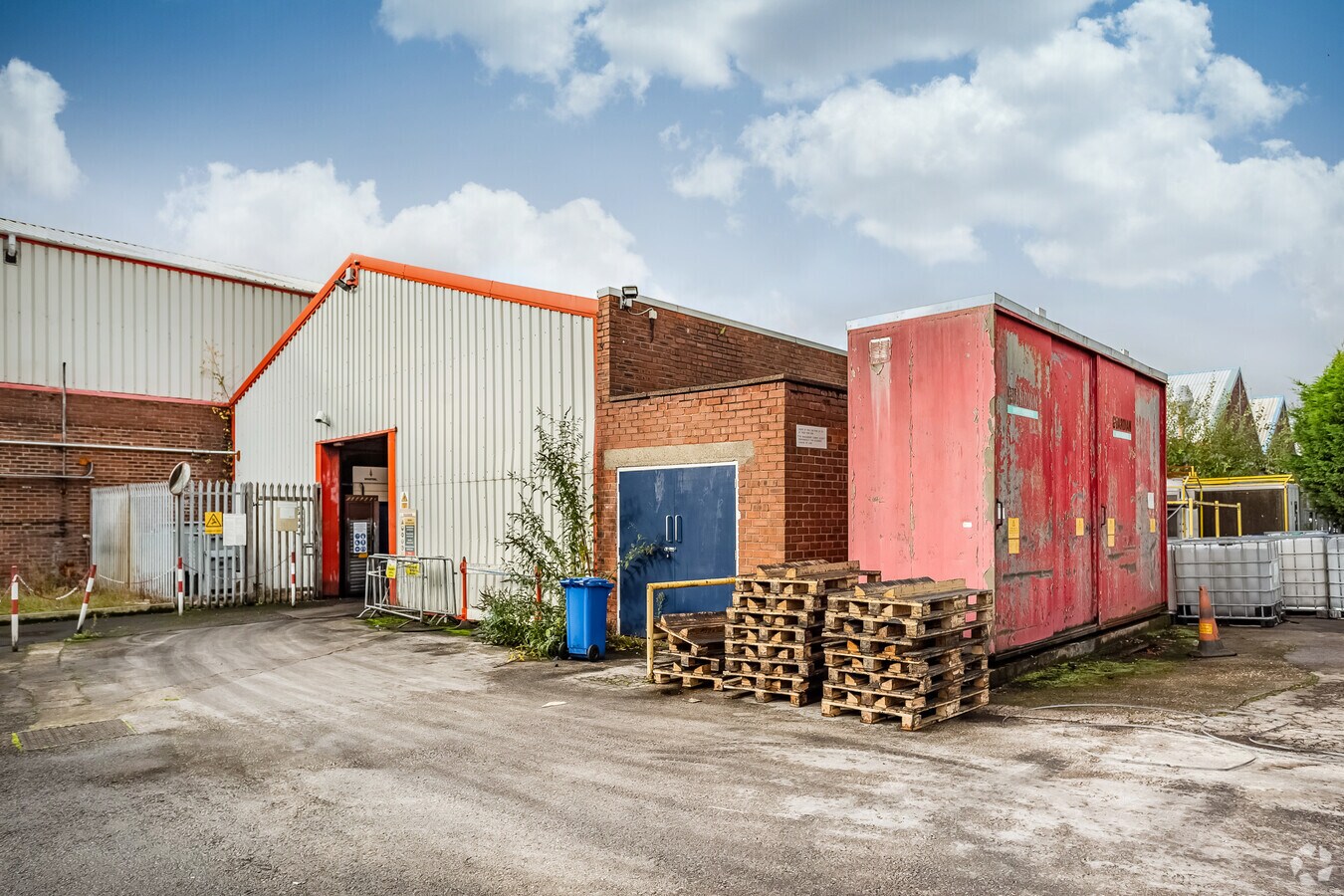 Causeway Ave, Warrington WA4 6QB | LoopNet UK