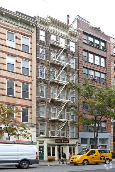 349 W Broadway, New York 10013 | LoopNet UK