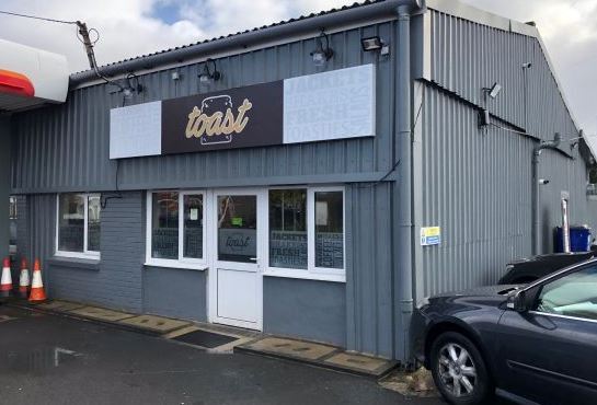 96 Penybanc Rd, Ammanford, SA18 3QP - GBR