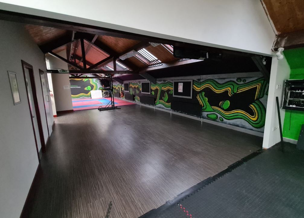 Sefton Ln, Liverpool L31 8BX | LoopNet.co.uk