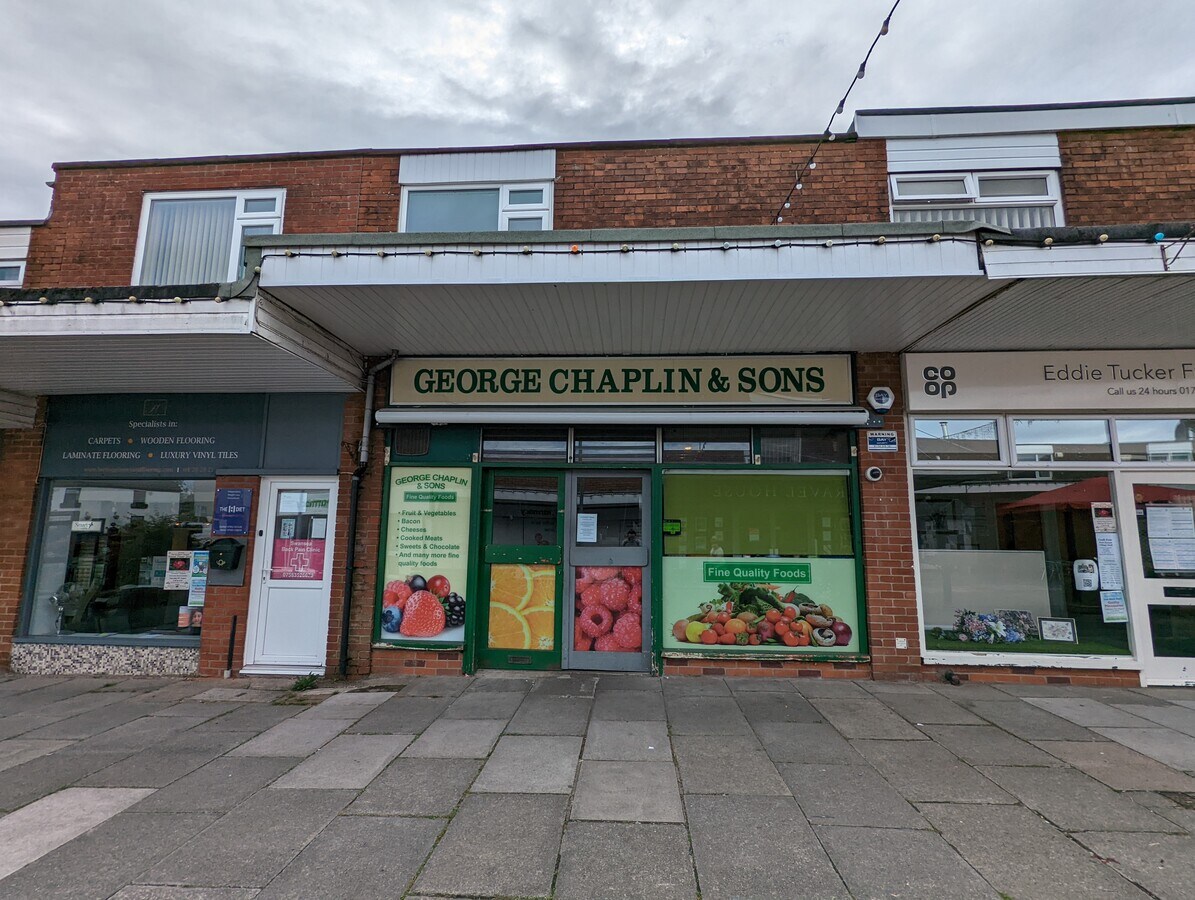 11 The Precinct, Swansea SA2 7BA | LoopNet UK