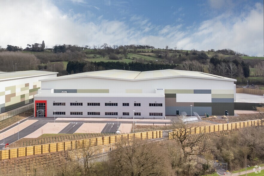 Birmingham Rd, Redditch, B98 9HN - Industrial for Lease | LoopNet UK