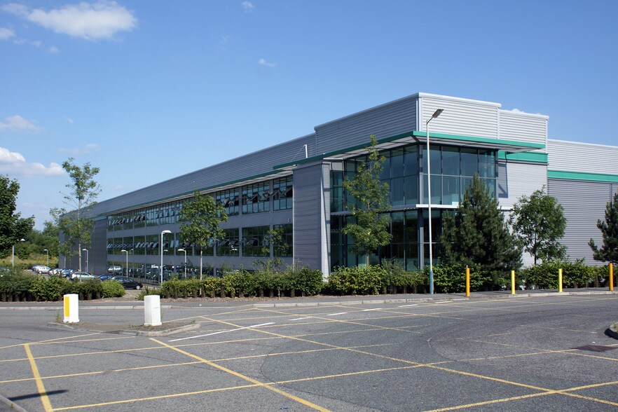 Orient Way, London E10 7FE - Unit 4, Golden Business Park | LoopNet UK
