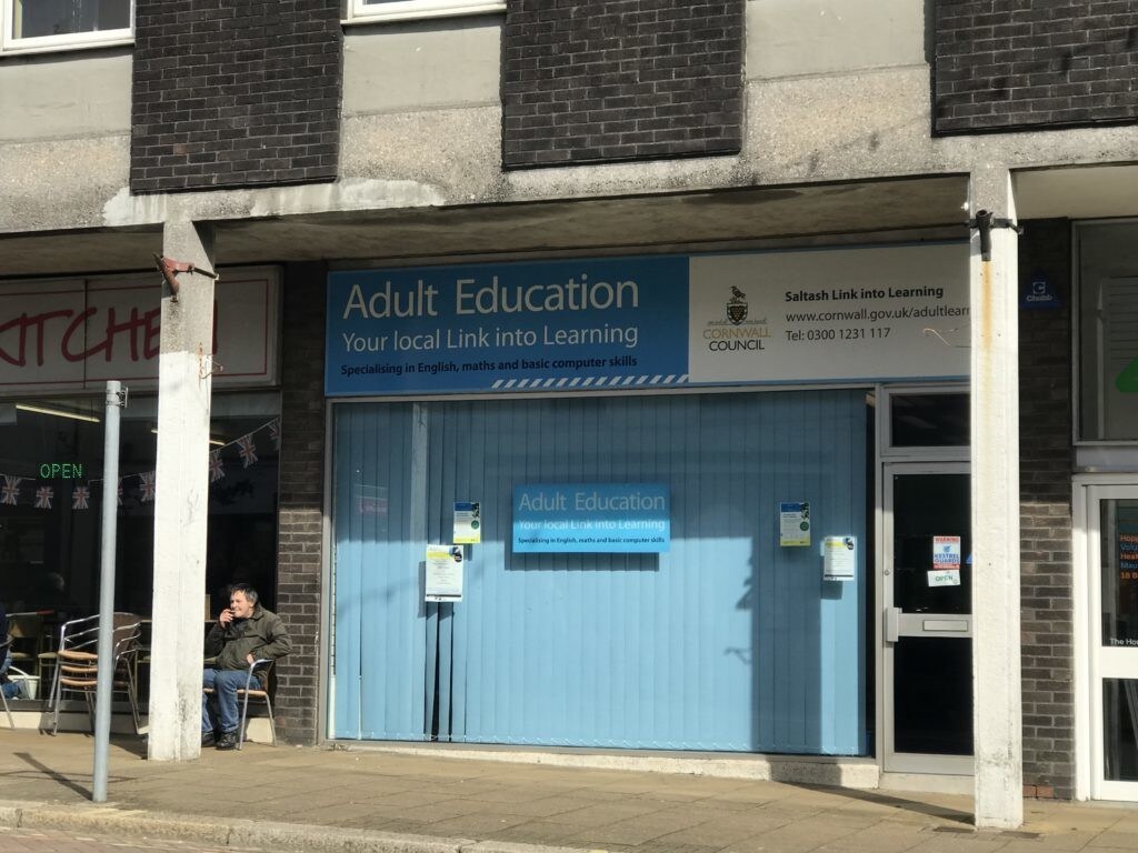 6 Fore St, Saltash PL12 6JL | LoopNet UK