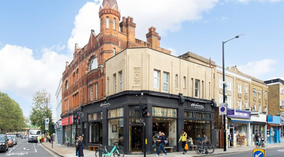 413-415 Goldhawk Rd, London, W6 0SA - GBR