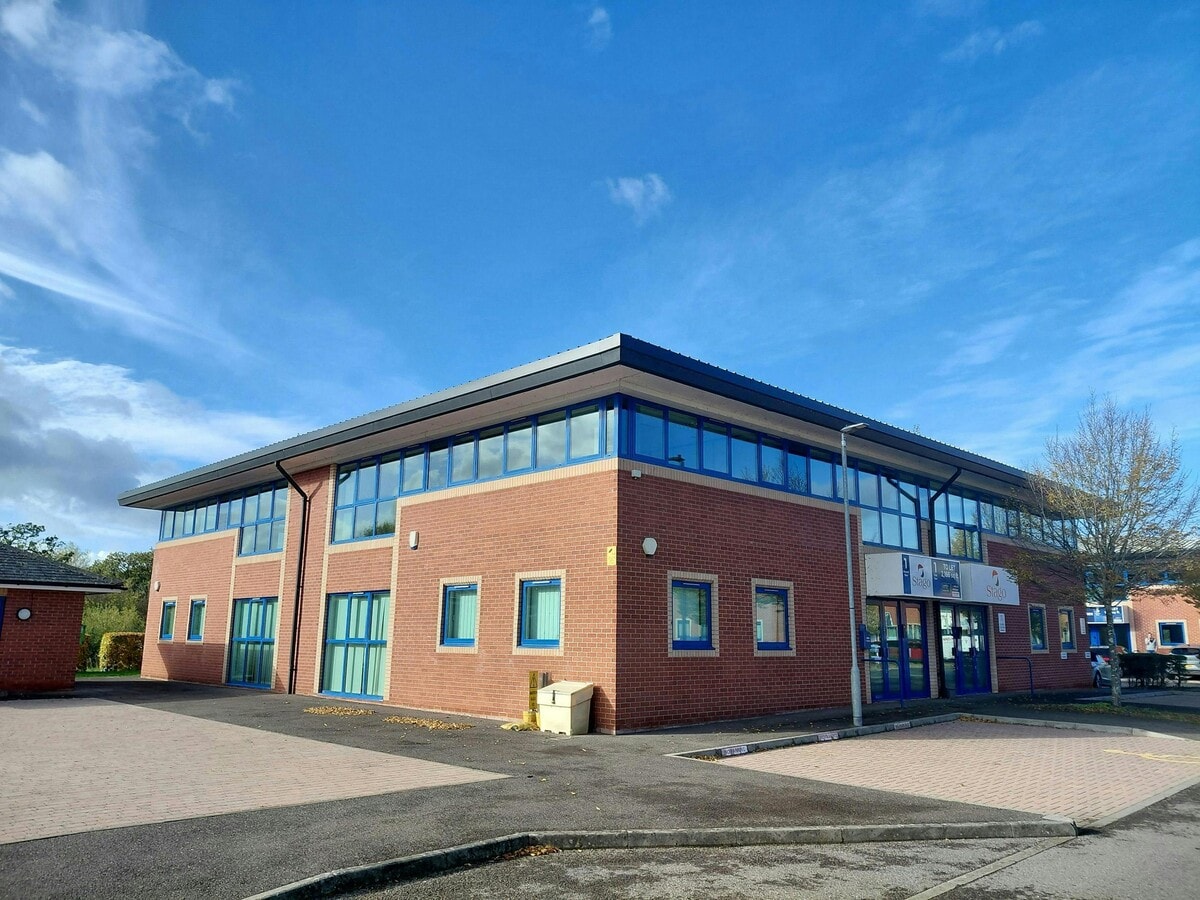 Station Rd, Reading, BKS RG7 4GB - Theale Lakes Business Park | LoopNet